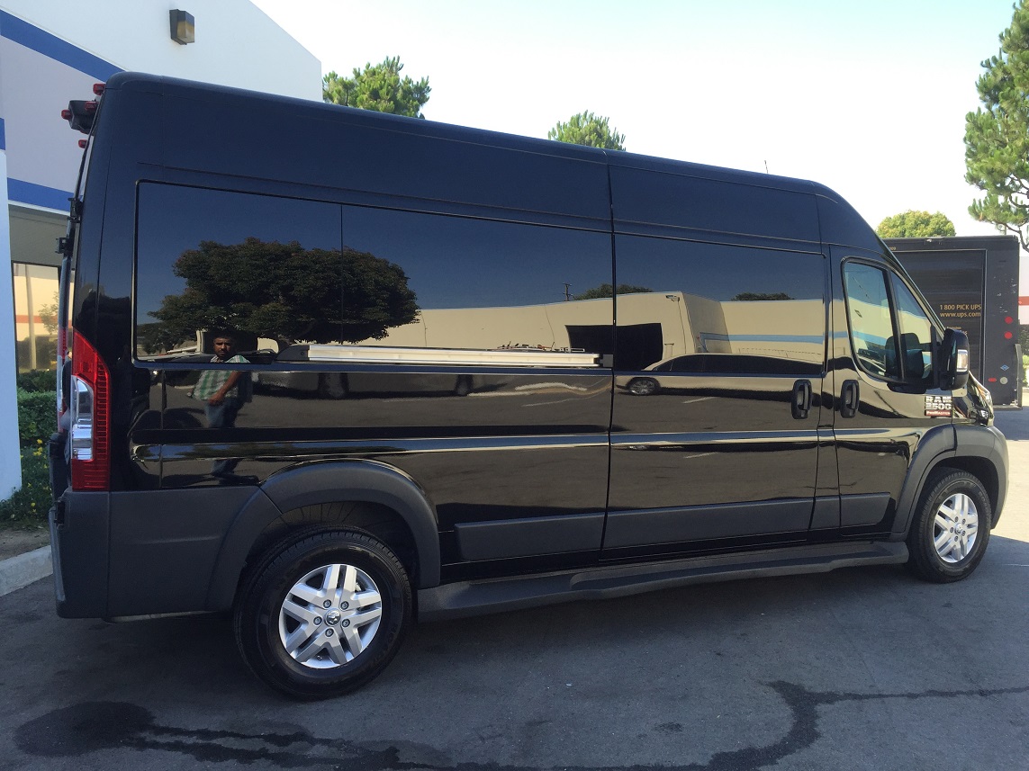 Limousine Van – Lazer Limousine
